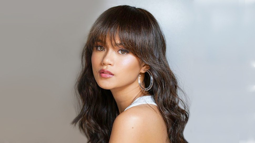 LOTD: We're Loving Maris Racal's Take on the Hoop Earrings Trend ... LOTD: We're Loving Maris Racal's Take on the Hoop Earrings Trend ...