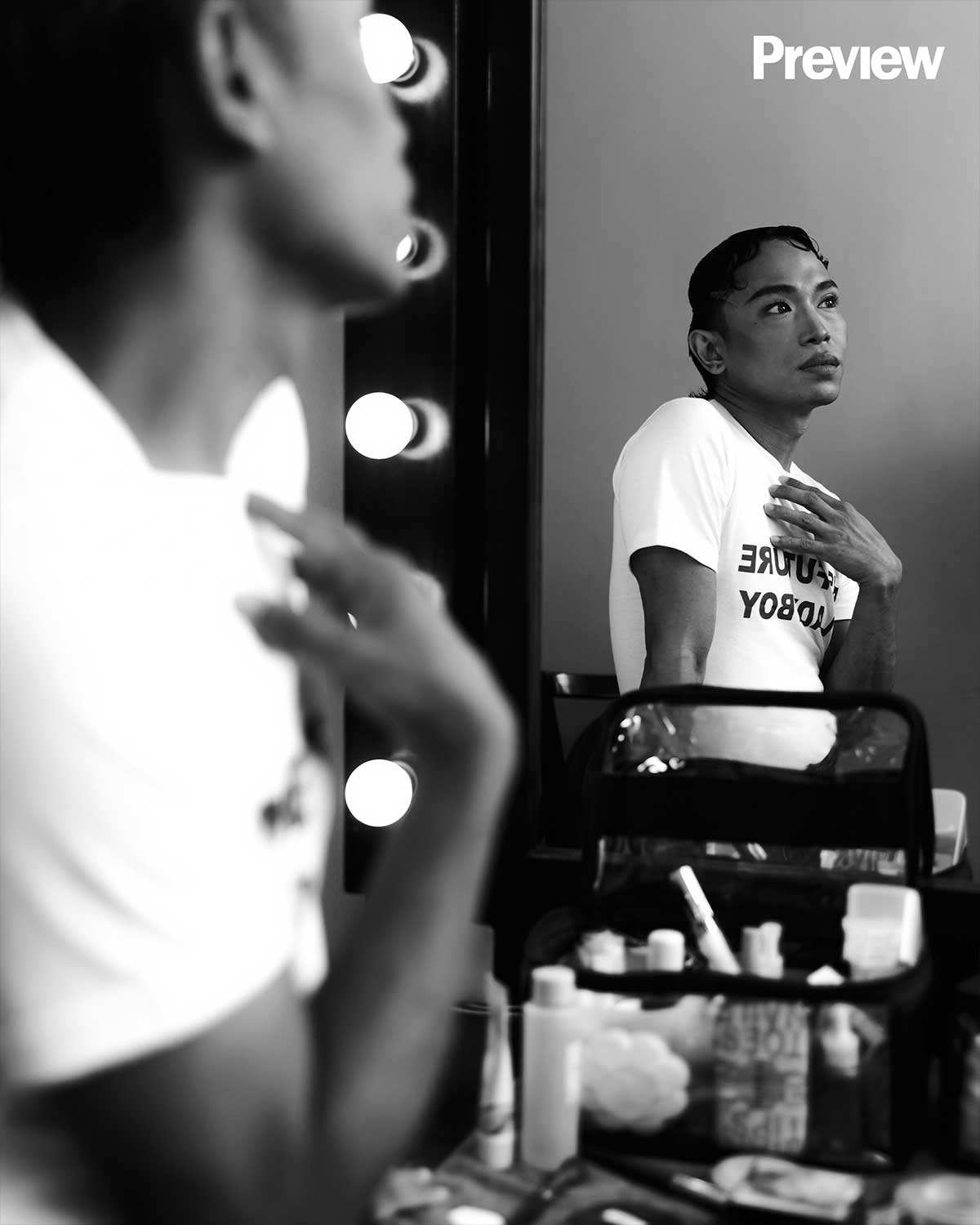 The Phenomenon of Phi Palmos