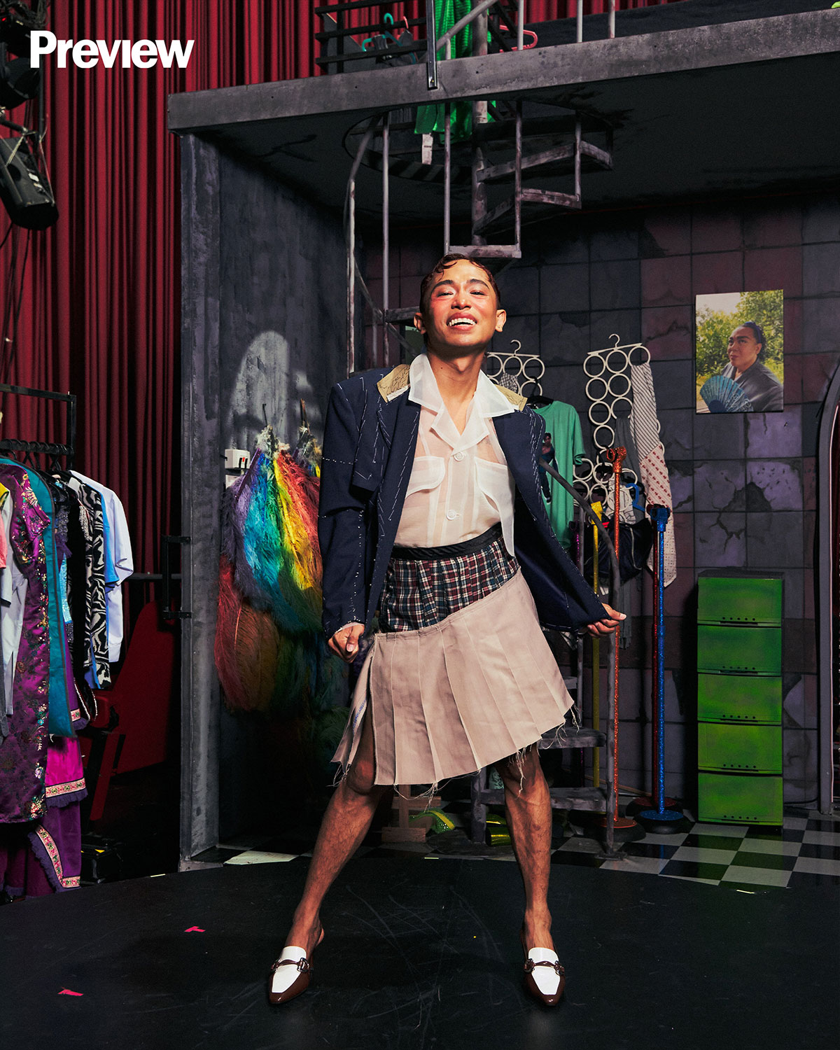 The Phenomenon of Phi Palmos