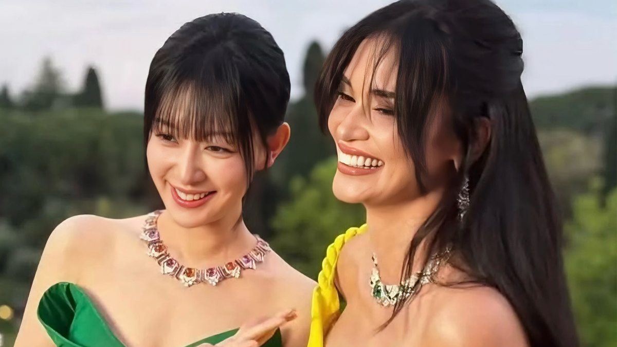 Pia Wurtzbach Meets Kim Ji Won at a Bvlgari Event in Sicily