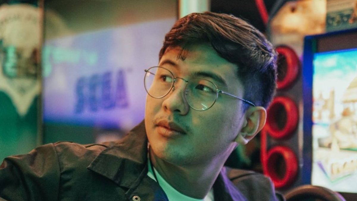 Who Is Mito "Curtismith" Fabie? What to Know About the Filipino Musician