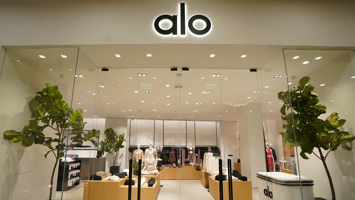 Alo Yoga Brings Luxe Athleisure to Manila with Its First PH Store