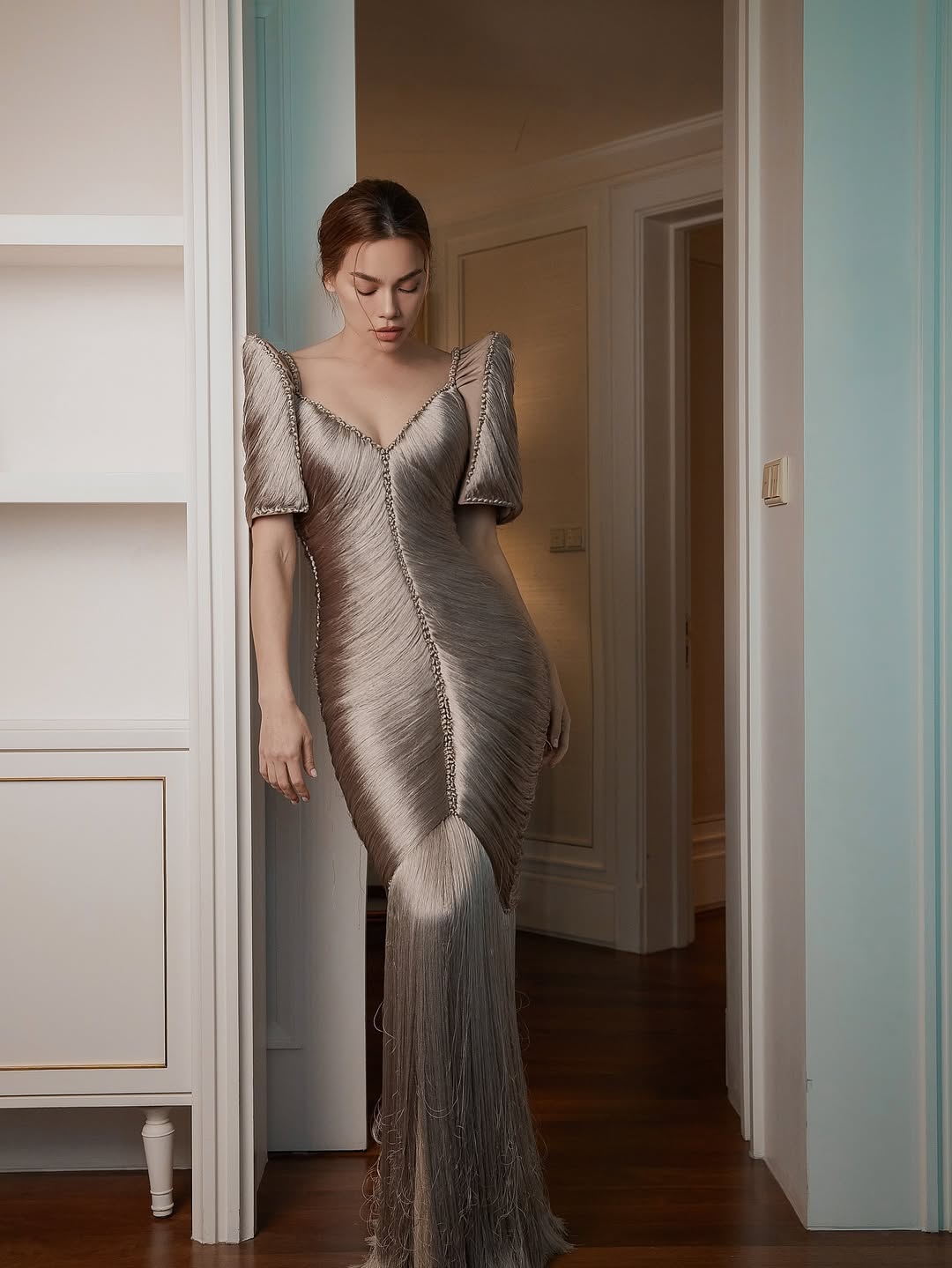 Vietnamese Singer Ho Ngoc Ha Stuns in Two Rajo Laurel Creations