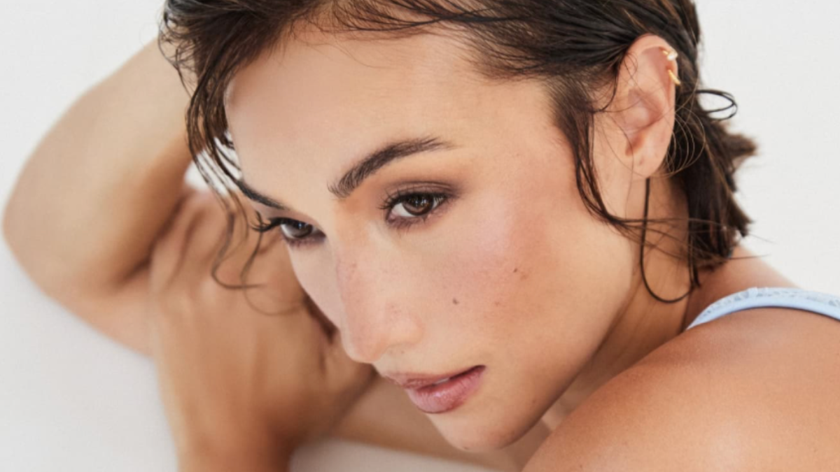 Solenn Heussaff Welcomes 40 in a Sexy Blue Lace Dress