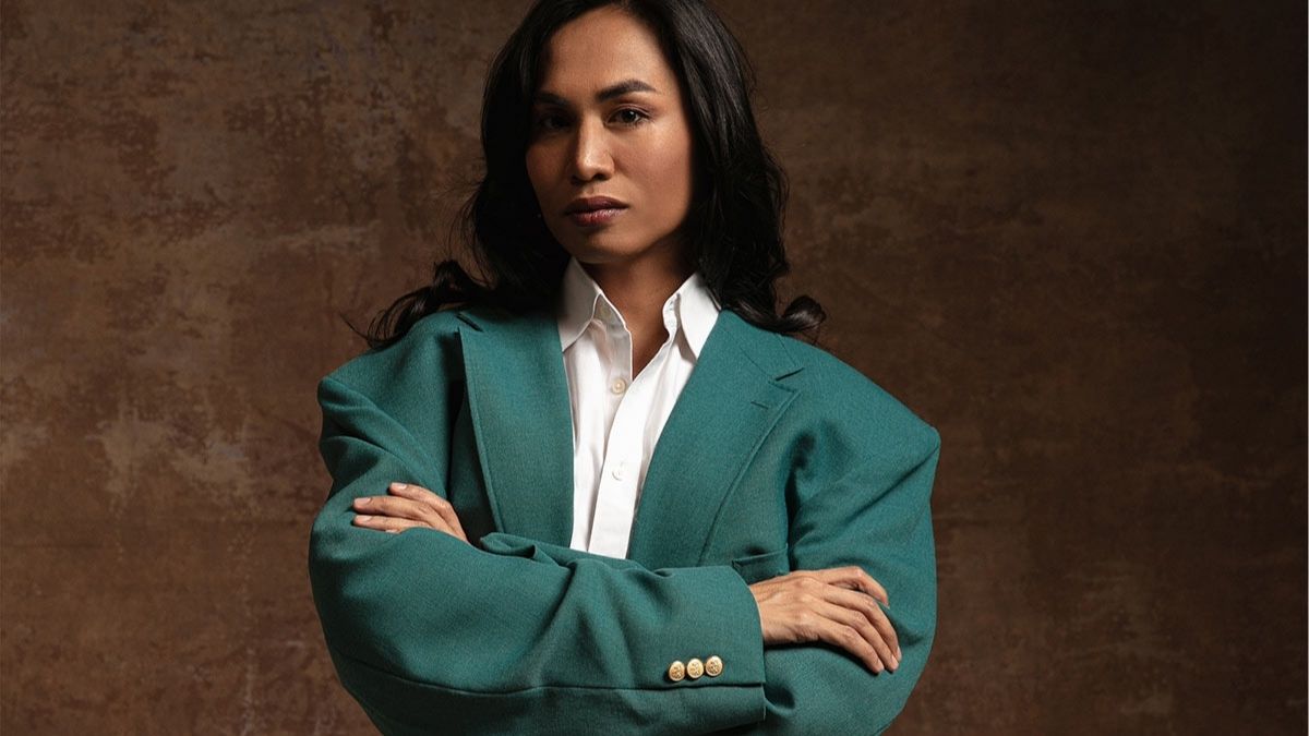 Pinoy Pride! Veejay Floresca Wins "Project Runway" Season 21