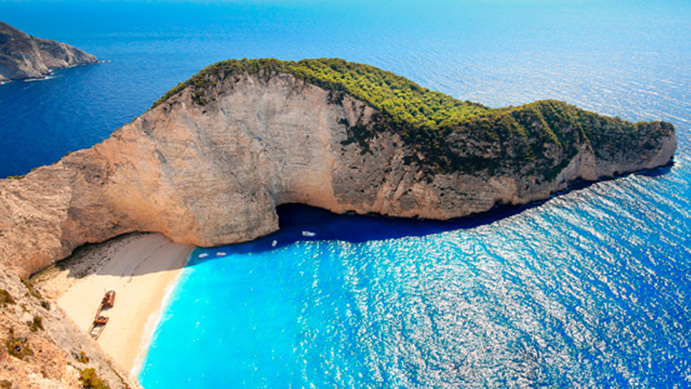 This is Where You'll Find the Breathtaking Beach from Descendants of ...