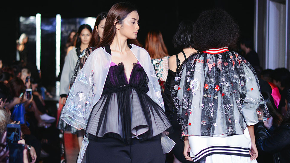 Jerome Salaya Ang's "Fantastic Planet" | Preview.ph