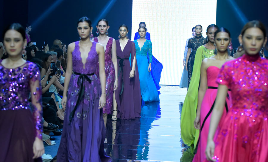 Manila Fashion Fest - The Next: Veejay Floresca’s Enchanted | Preview.ph