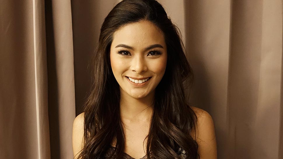 Here's How Maxine Medina Does Her Pageant Makeup | Preview.ph