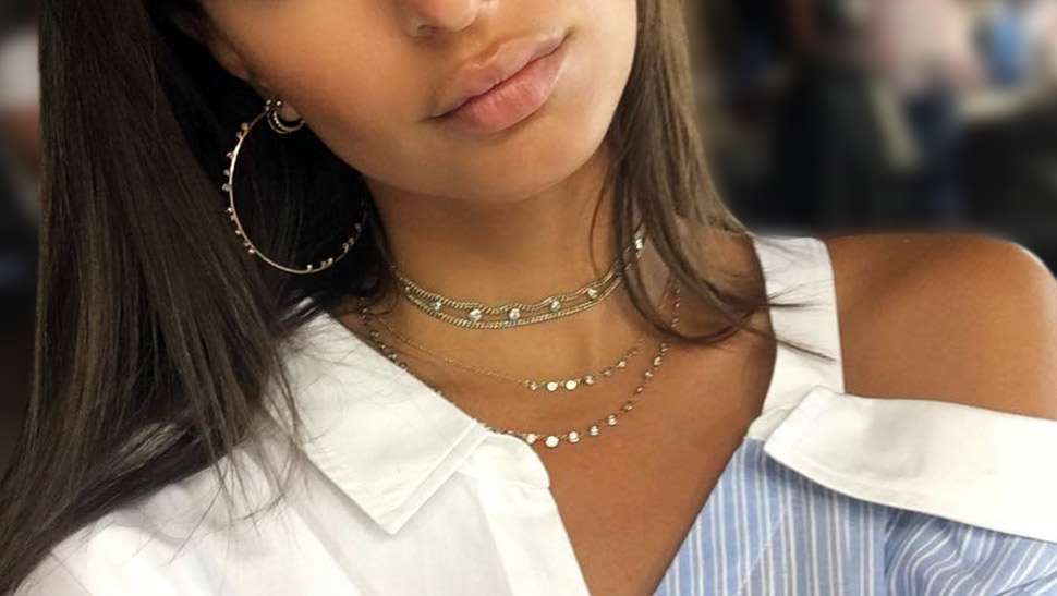 This Is the New Way You Should Be Wearing the Choker Trend | Preview.ph