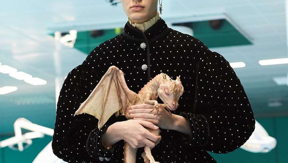 These "Unusual" Models Were Fall 2018's Biggest Fashion Week Surprise ...