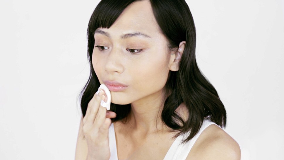 7 Tricks That Will Stop Your Makeup From Melting This Summer | Preview.ph
