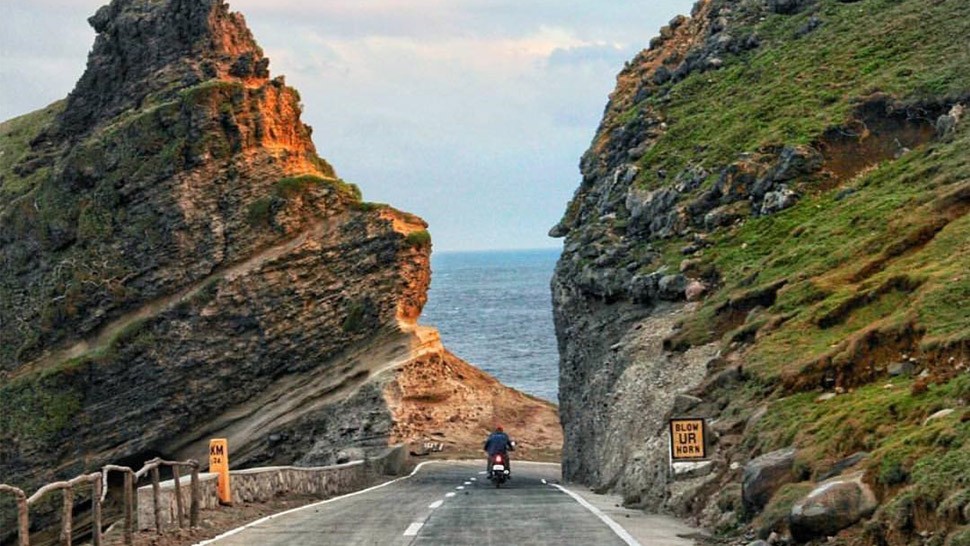 7 Breathtaking Spots in Batanes You Absolutely Have to See | Preview.ph