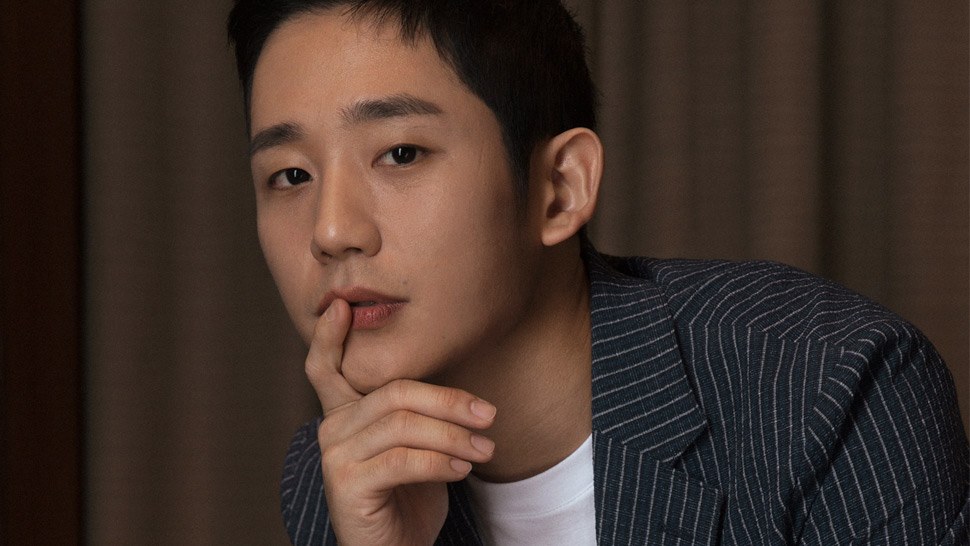 K-Drama Actor Jung Hae In Has Tips for Your Boyfriend on How to Dress ...